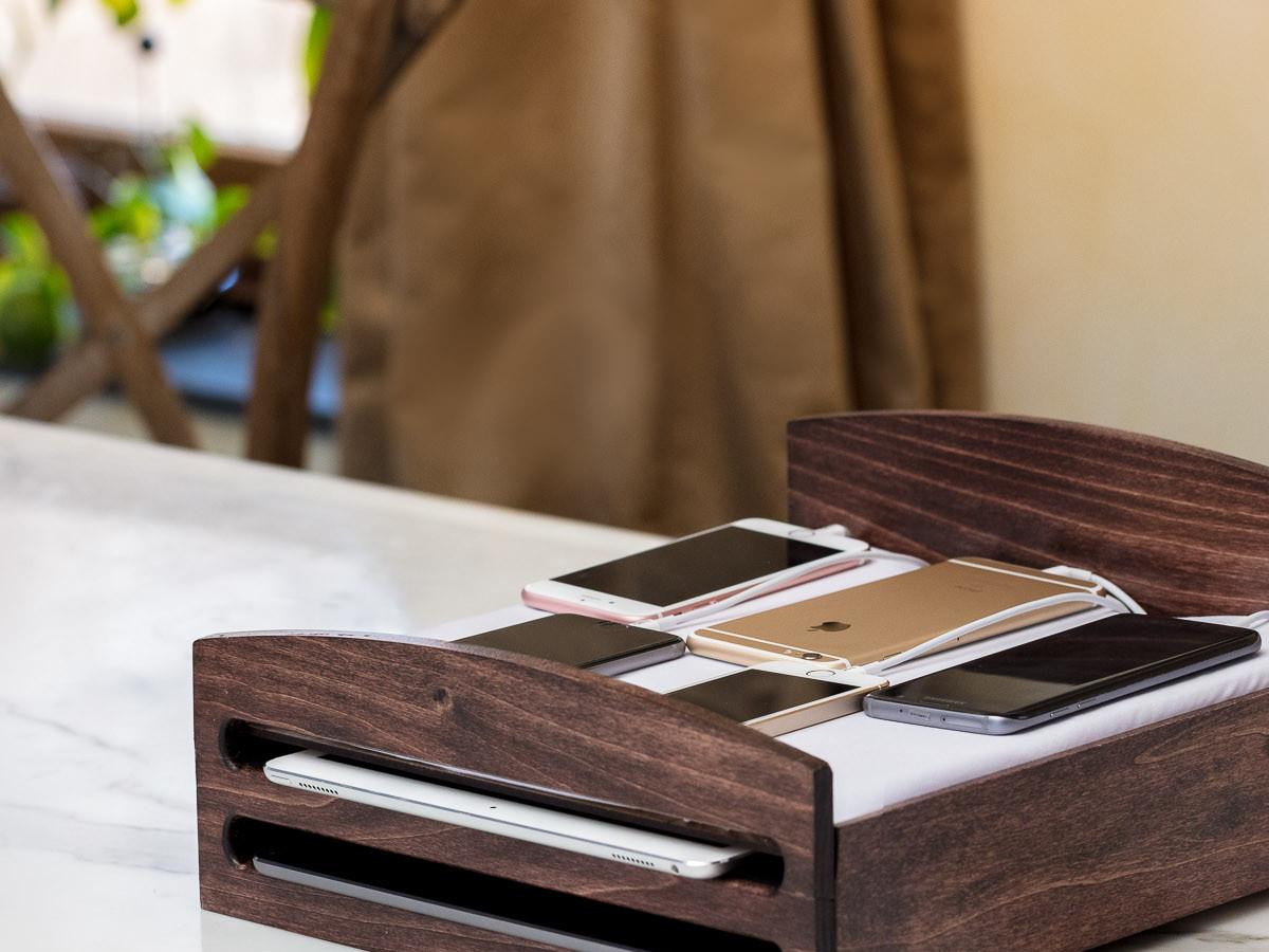 Now you can tuck your mobile phone into a real-life charging ‘bed ...