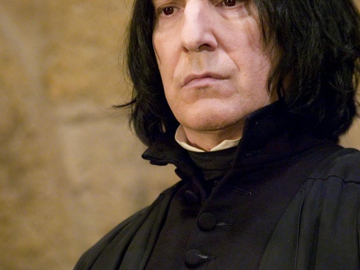 Professor Snape becomes a whole new person after inhaling a ton of ...