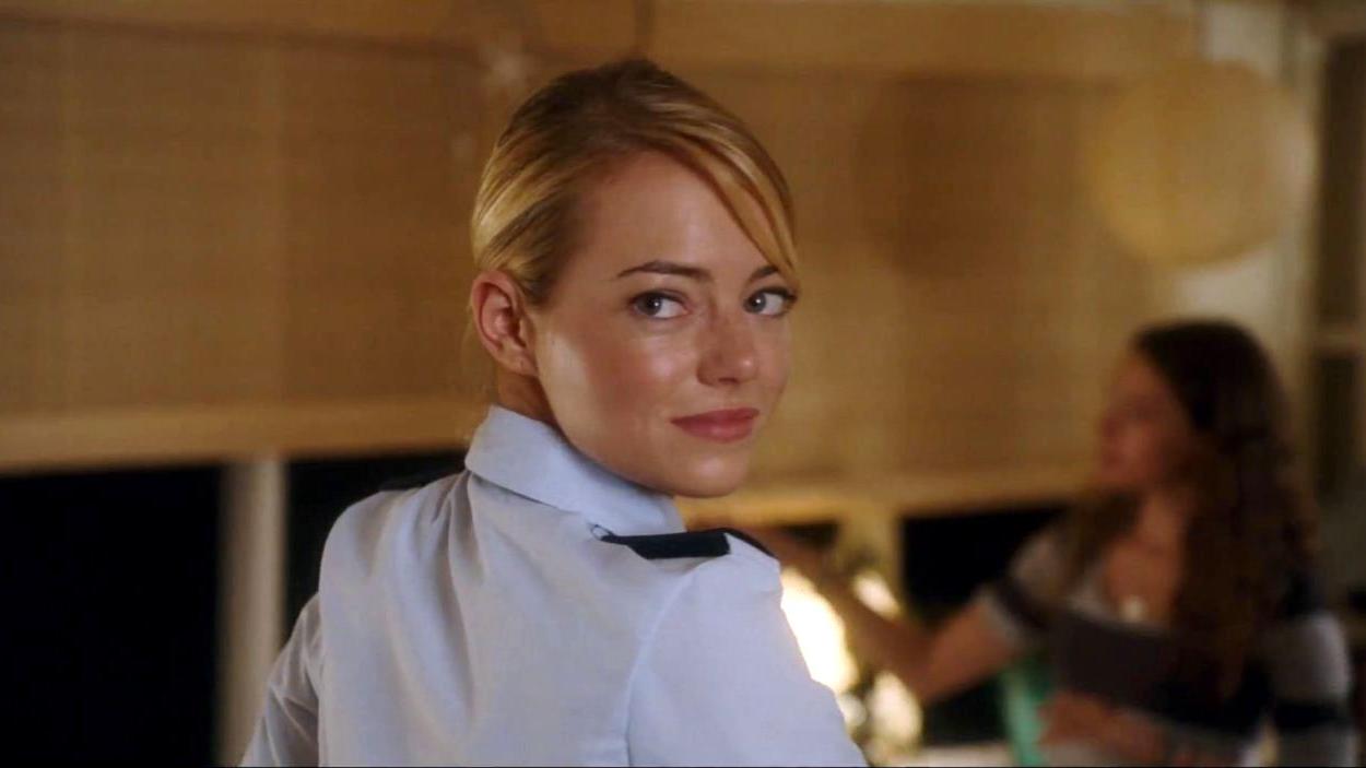 "Aloha" director forced to apologise over casting Emma Stone | Nova 100