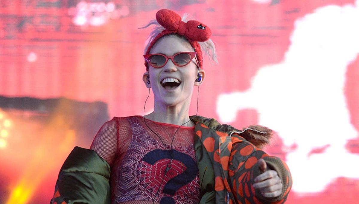 Singer Grimes Says She Removed Part Of Her Eyeball To Cure Seasonal Depression Nova 100